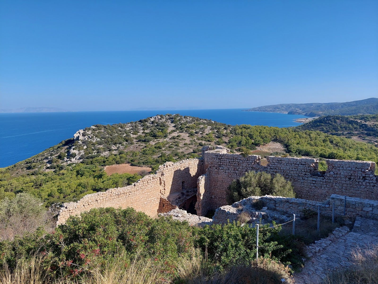 27 miejsc, które trzeba zobaczyć w Rhodosu